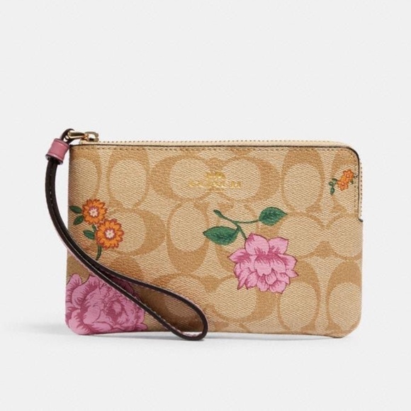 Coach | Bags | New Coach Prairie Rose Canvas Zip Wallet Wristlet | Poshmark